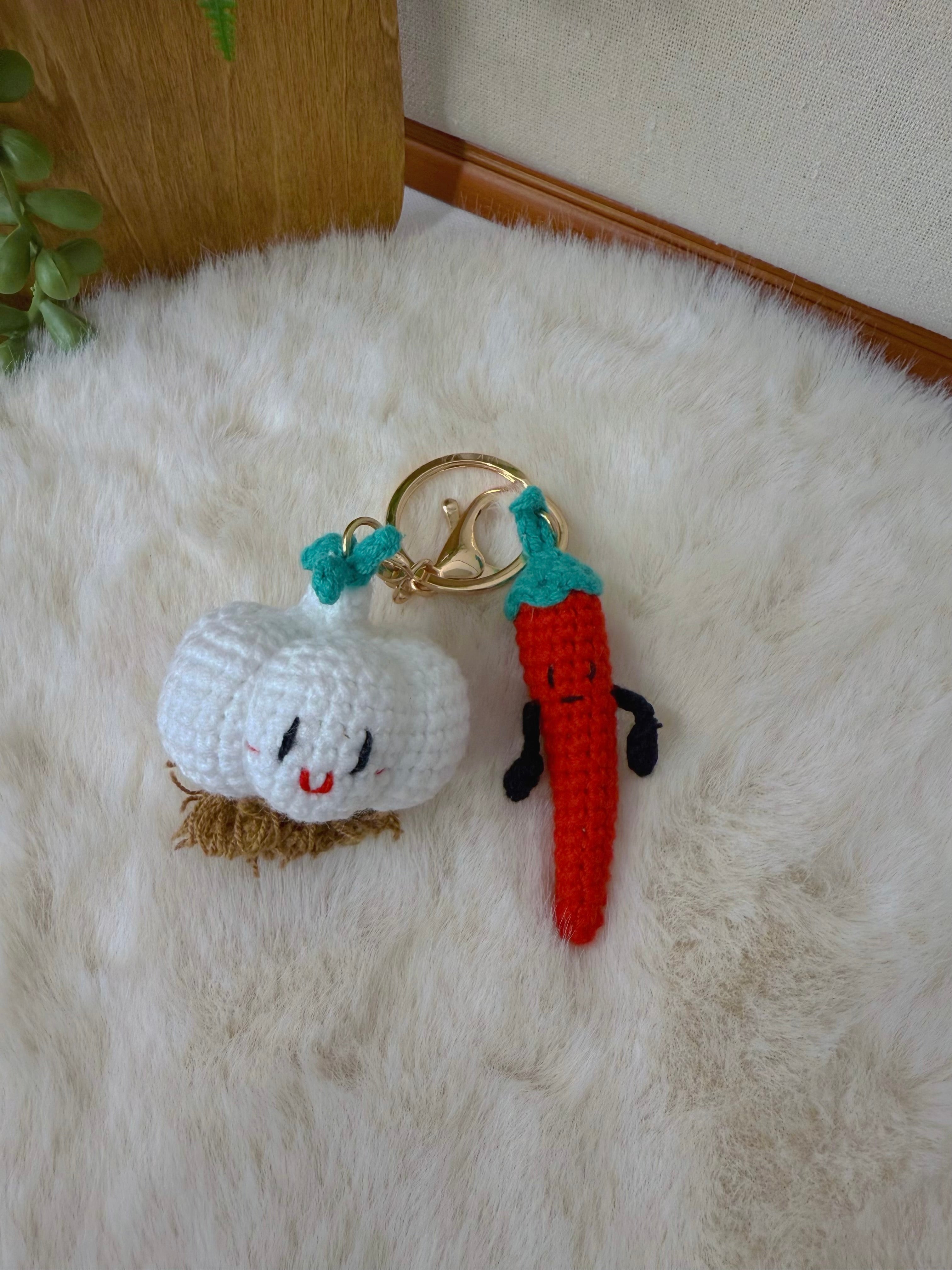 Garlic & Chili Key Charm – YarnUp